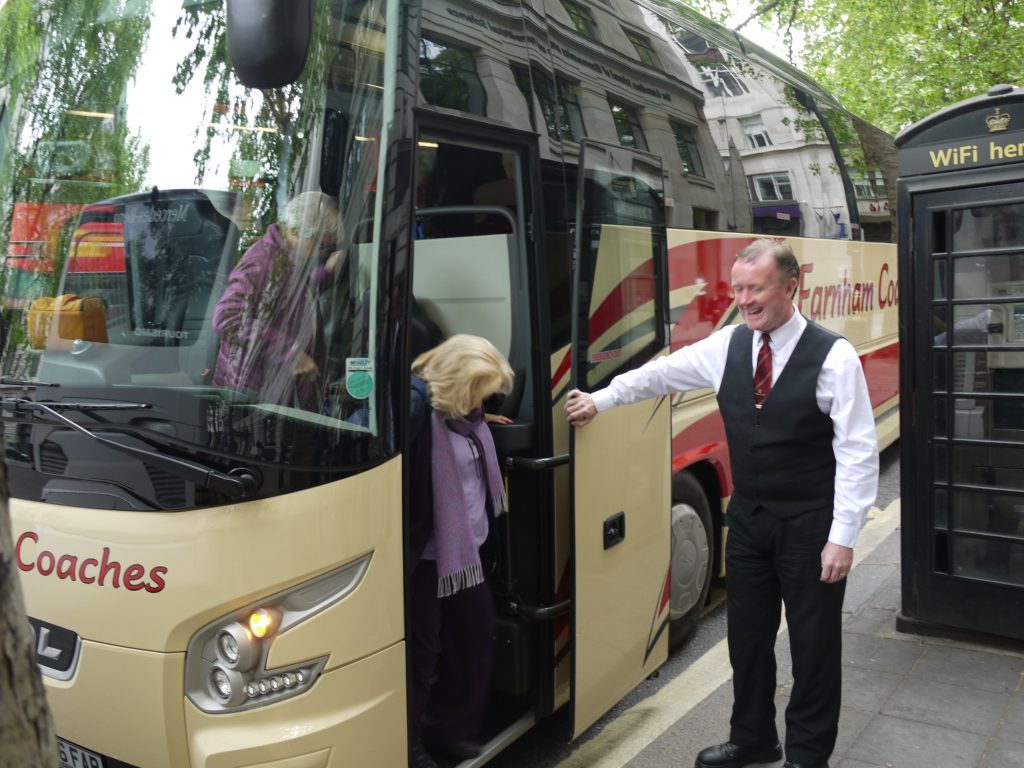 Private Coach Hire - Farnham Coaches